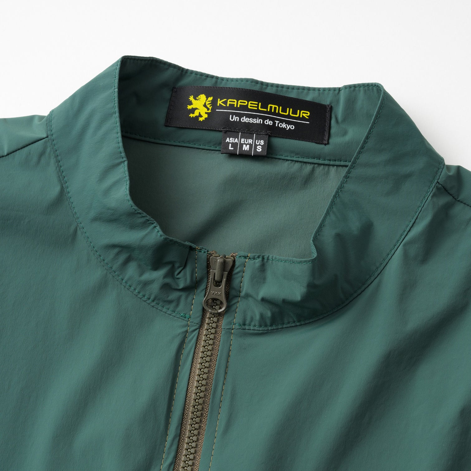 KALBAC 軽量ストレッチウインドブレーカー – カペルミュール公式ショップ